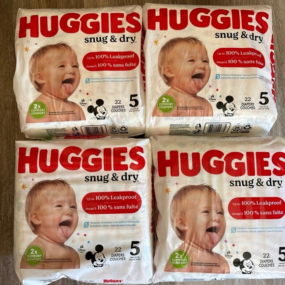 Huggies | Bath, Skin & Hair | Huggies Snug Dry Diapers White | Poshmark